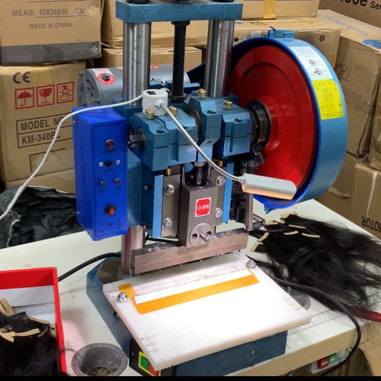 MÁY CHẶT TAPE TỰ ĐỘNG – Hsmhairmachine.com